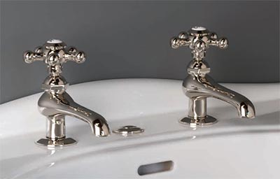 Old-Fashioned Style Basin Taps for Bathroom Sinks